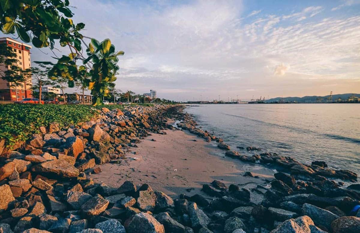 Pantai Bersih - penangmu.com